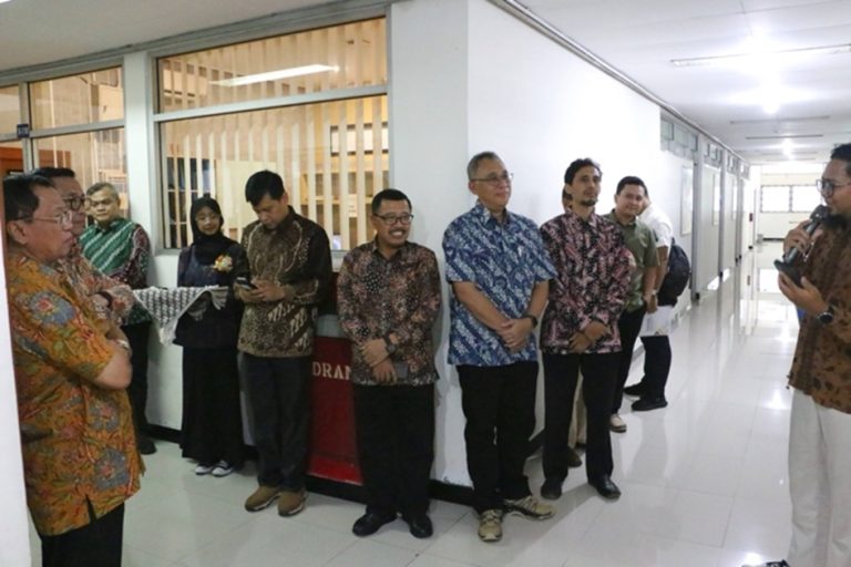 Peresmian Renovasi Laboratorium Teknik Reaksi Kimia dan Katalisis ...